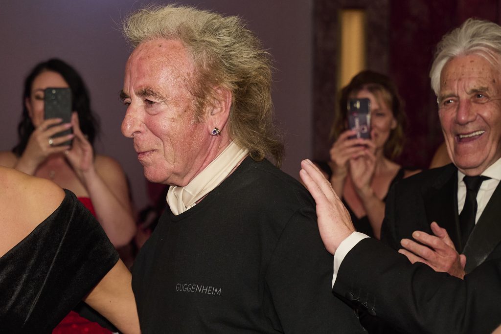 Candlelight’s Mike Winch Received The Gift Awards Outstanding ...